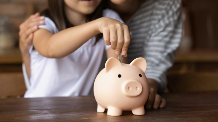 Banking 101 - A beginner’s guide to teach your children money | Greater ...